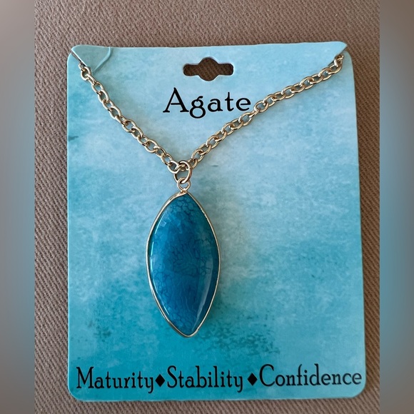 Jewelry | Nwt Agate Stone Necklace With 16 Gold Chain | Poshmark